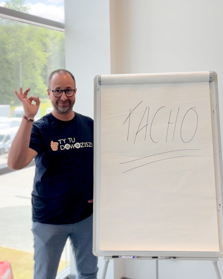 Kończy się czas na wymianę tachografów w ciężarówkach | DBK Group